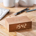 Ginkgo Design, Flip Click Clock, LED Vækkeur i Træ - Cherry – Balsalen